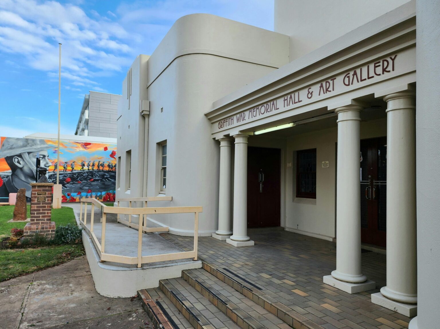 See & Do - Visit Griffith