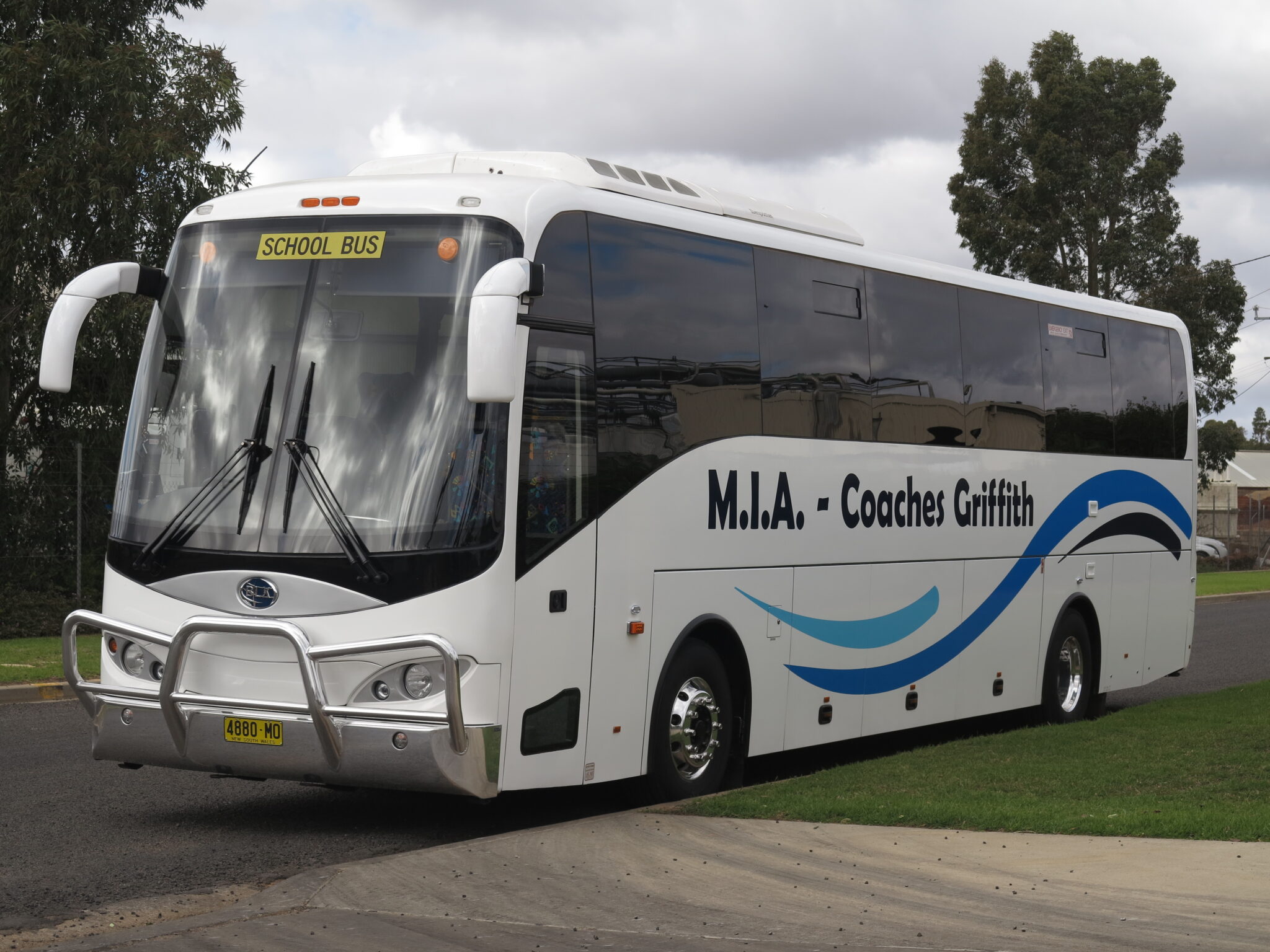 Car & Bus Hire - Visit Griffith